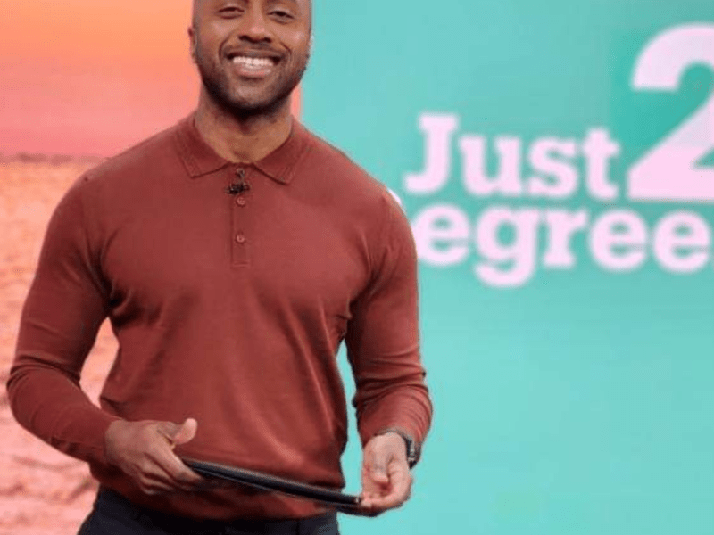 Reagan Des Vignes – MENtions